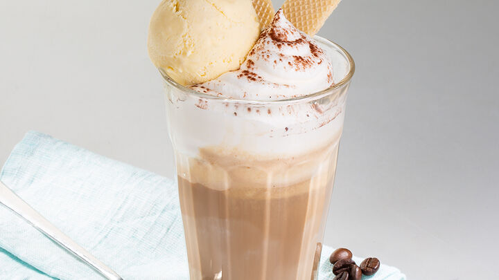Bailey`s Eiskaffee mit Schokolade | Rezepte | HIT